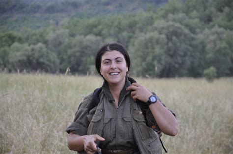 Jinda Mardin Zeynep Acet