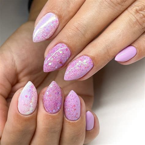 23 Vibrant Pink Glitter Nail Ideas 2024 Drexplains