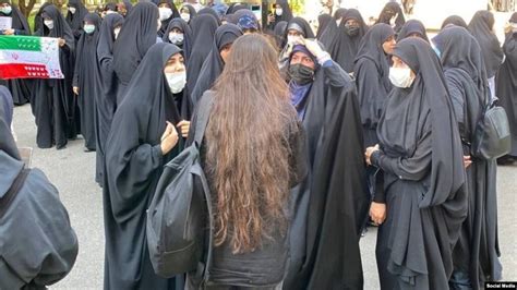 بالاترین از کشف حجاب رضاشاهی تا کثافتکاری اسلامی؛ داستان دخالت پی در