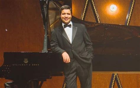 Lighting Up The Sky José Feghali