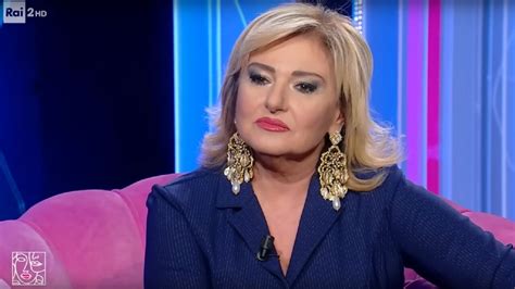 Monica Setta In Prima Serata Con Storie Al Bivio E Una Sorpresa Straordinaria Ospita Giulia