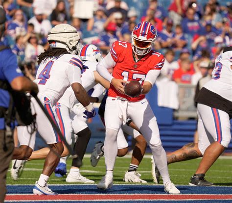 3 Observations From Bills Return Of Blue And Red Training Camp Practice