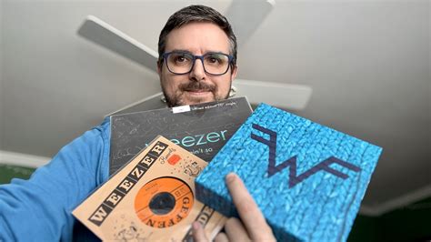 Talking Weezer With Stephen Lopez I Have That On Vinyl