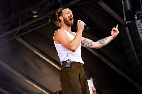 Jonathan Roy à Osheaga En 14 Images