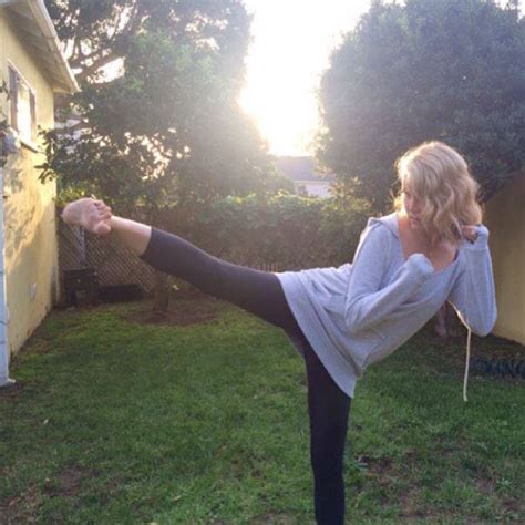 Melody Perkins [astronema Karone In Space Lost Galaxy Pink] R Powerrangersgonewild