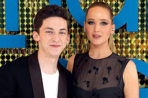 Jennifer Lawrence Aparece Completamente Desnuda En Su última Película