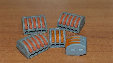 Electrical Connector Block Type Of Push Lever For Connect And Extend Cables Used Inside