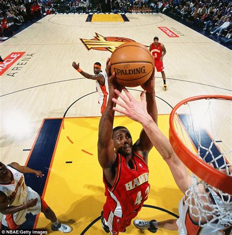 Ex Wife Of Slain Nba Player Lorenzen Wright Is Arrested Daily Mail Online