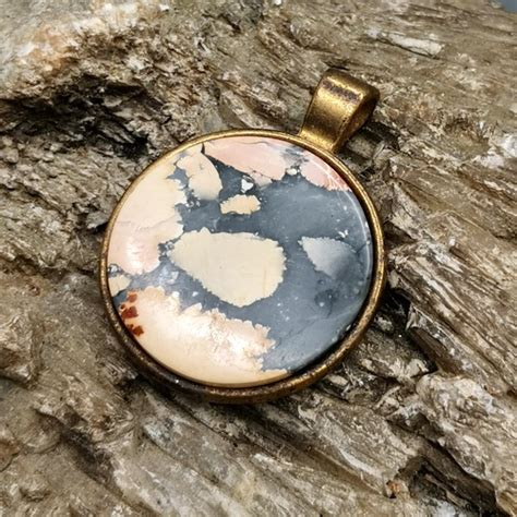 Liontin Mustika Raja Sex Terkuat Pusaka Dunia