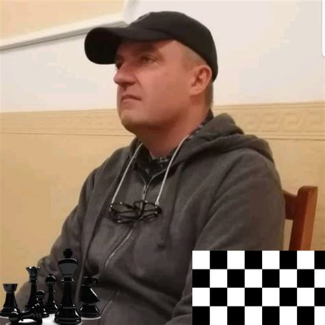 Mikhail Golubev Жизнь Виталия Коротича заслуживает Facebook