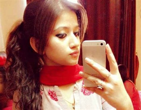 মায়ের গুদে এখনো ফ্যেদা ভর্তি Bangla Choti Mayer Gud