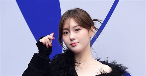 [포토] 케플러 김채현 깜찍하게 하트 발사~