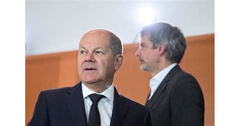 Олаф Шолц обеща на Италия солидарност при приемането на бежанци