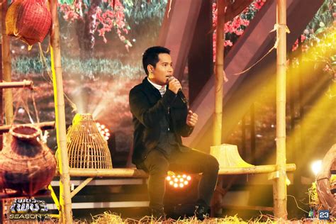 ไมค์ทองคำ [📸แชะรูปโชว์] โชว์ เพลงดอกจานบาน ผลงานของ