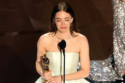 Emma Stone 2024 Academy Awards Penny Blondell