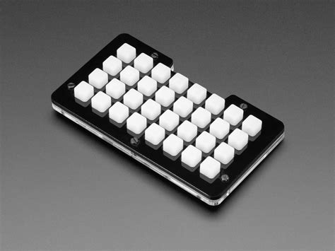 adafruit neotrellis m4 con confezione kit custodia e pulsanti opencircuit