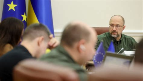 Житлові будинки та тепломережі до опалювального сезону готові на 90 Шмигаль Новости Section