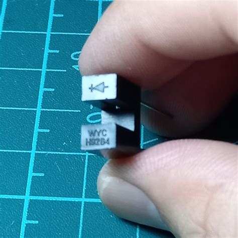 Kr08041 Infrared Encoder Optocoupler Toko Komponen Elektronika