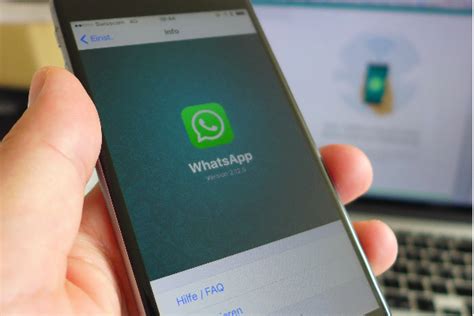 ஒரே நேரத்தில் நான்கு வாட்சப் இயங்க வேண்டுமா சற்றுமுன் வெளியான அதிரடி தகவல் மனிதன்