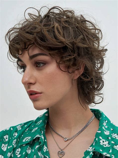 50 Edgiest Shaggy Mullet Haircuts Youll See All Day