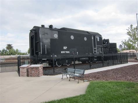 The Spmw 7221 Spmw 221 Rotary Snow Plow Historical Marker