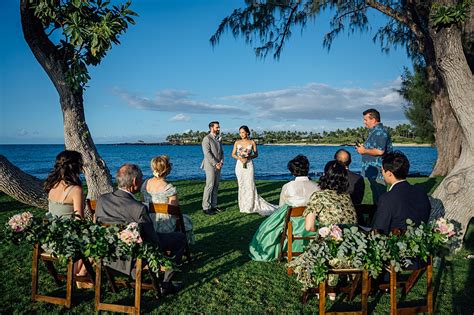 Beach Wedding In Hawaii