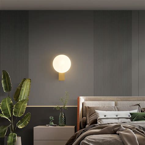 Single Globe Wall Light Vakkerlight