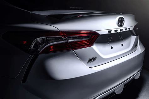 Explora El Toyota Camry Híbrido 2025 Y Camry Xp
