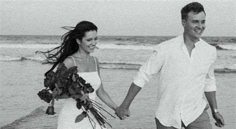 Devon Mondillo And Mark Burtons Wedding Website