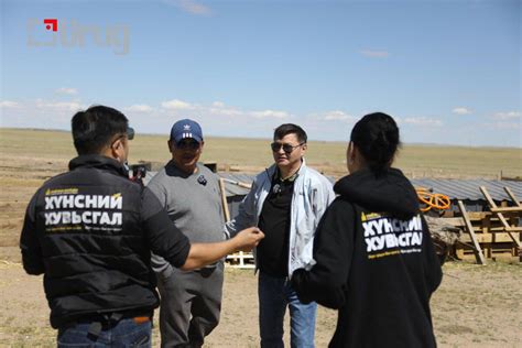 Ерөнхийлөгчийн зөвлөх Ч Даваабаяр Говьсүмбэр аймгийн гахайн аж ахуйтай танилцлаа