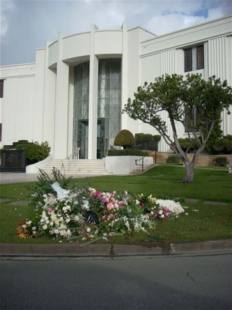 Suzanne Pleshette 1937 2008 Find A Grave Memorial