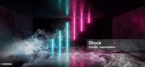 연기 공상 과학 소설 네온 배경 사이버 펑크 미래 지향적 빛나는 환각 추상 모양 자주색 분홍색 파란 자외선 클럽 춤 무대 빛 그런 지 콘크리트 어두운 3d 렌더링 0명에