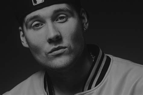 Ahti Julkaisi LÄhes Tuplaplatinaa Ennakkoon Striimanneen Toisen Albuminsa ”ahti” SekÄ