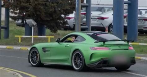 პოლიციამ ხვიჩა კვარაცხელია გააჩერა ნახეთ რა მოხდა შემდეგ ახალი ამბების სააგენტო