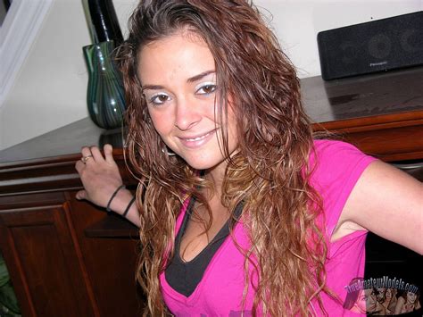 Hd Amateur Porn Pics True Amateur Models