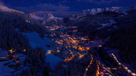 Ski Resort Val Gardena Dolomites Italy