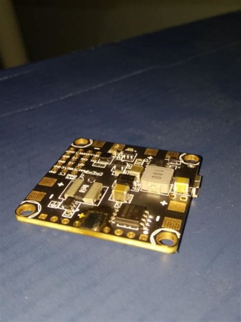 Betaflight F4 Flight Controller Built In Osd Bec Pdb And Current Sensor For Rc Fpv Racing Drone