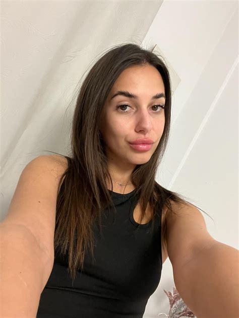 Cute Girl R Onlyfaces