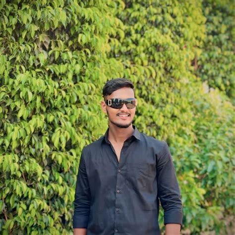 𝕻𝖗𝖆𝖙𝖍𝖆𝖒𝖊𝖘𝖍 𝖏𝖆𝖉𝖍𝖆𝖛 Pratham Jadhav 9791 On Threads