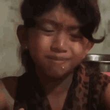 Crying Girl Meme S Tenor