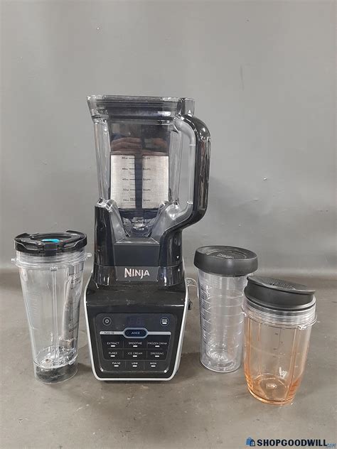 Ninja Blender And Accessories