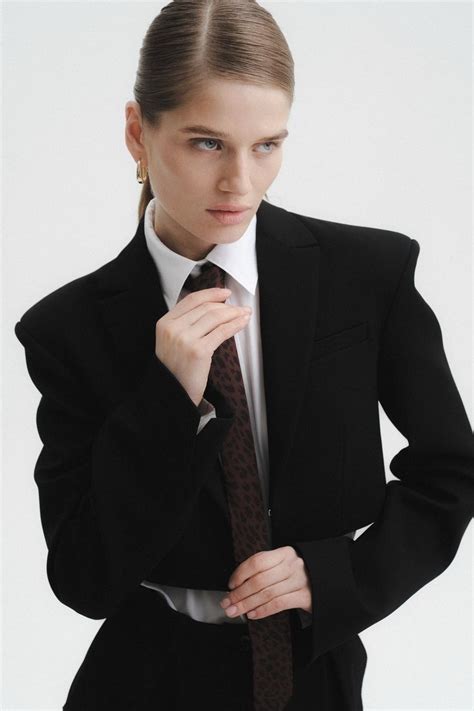 Интернет магазин модной брендовой одежды — купить люксовые вещи Yuliawave Модные стили Одежда