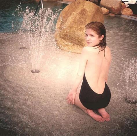 Anna Kendrick Rcelebsoles