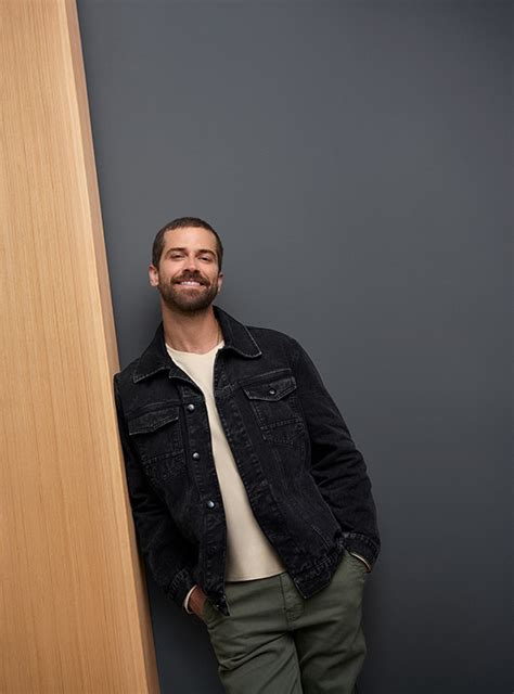 Ripley Casaca Hombre Marquis Negro X Luciano Mazzetti