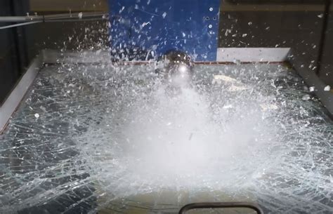 Smashing Glass 2022 Agnora