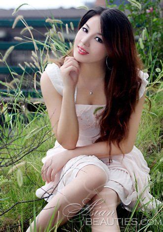 Woman Lone Asian Xuemei From Hengyang 40 Yo Hair Color Black Asian