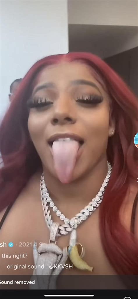She Has The Sexiest Tongue Ever 👅💦 Rwhitetonguefetish