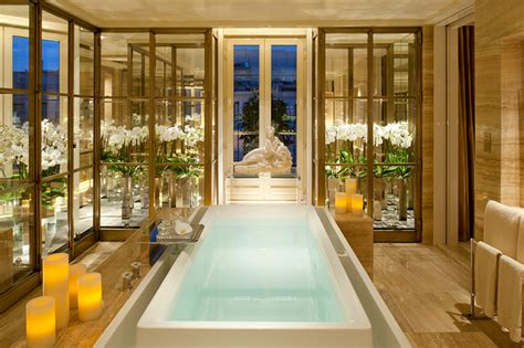 Beautiful Hotel Bathrooms 8 Luxurious Hotel Bathtubs To Soak In