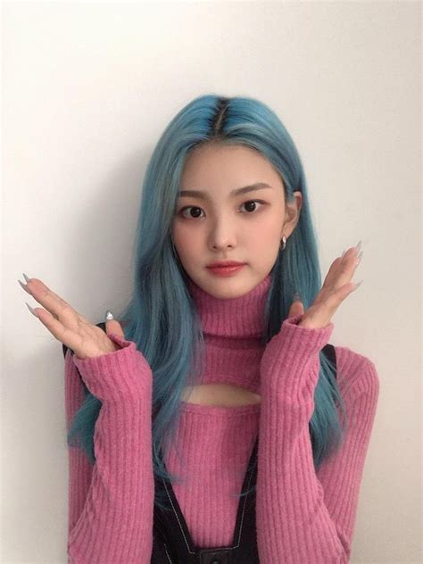 [잡담] 금발이랑 파란 머리 둘 중에 뭐가 더 취향이야 인스티즈 Instiz K Pop 예능 카테고리