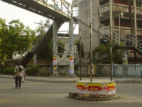 2 Foot Over Bridge Supported By Pipe Columns At Buet Campus Dhaka Download Scientific Diagram
